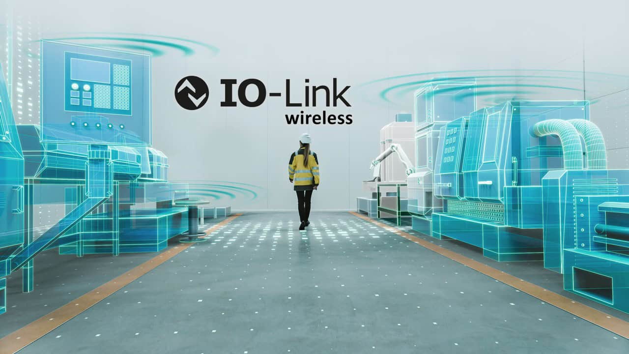 Industry 4.0: Wireless Tech Transforms Factories